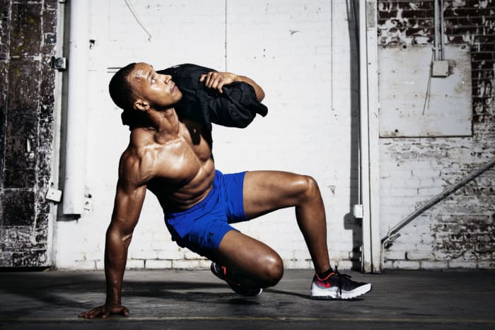 The Ultimate Sandbag Workout You Need to Try Right Now - Men's Journal