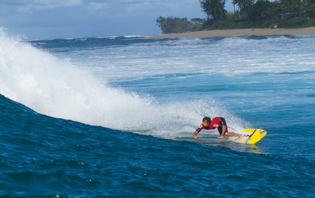 Skills: How to Bottom Turn With Kai Lenny
