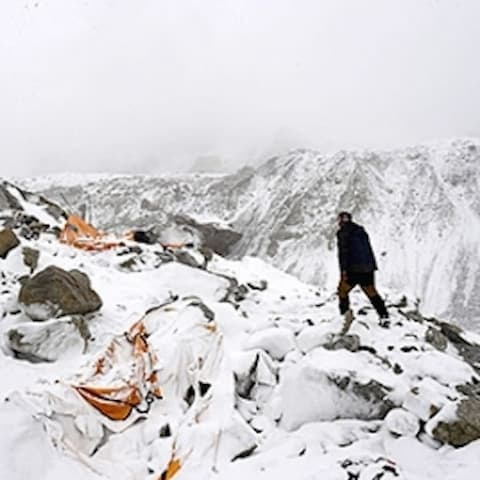 Survival stories from Mount Everest