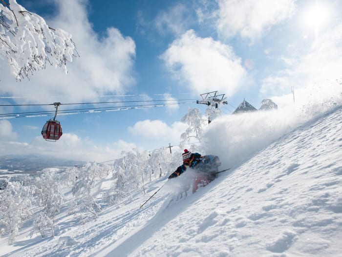5 Reasons Why Japan is the Ultimate Skiing Destination—Fresh Powder and ...