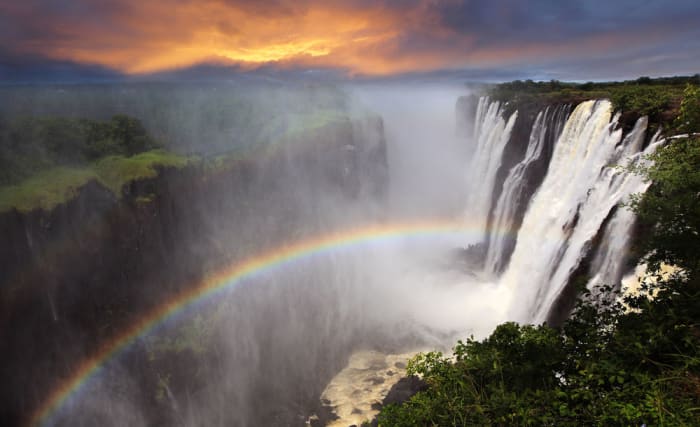 6 of the Biggest and Most Powerful Waterfalls in the World