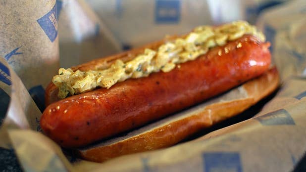 Best Baseball Stadium Food in Every MLB Stadium (30) - Men's Journal