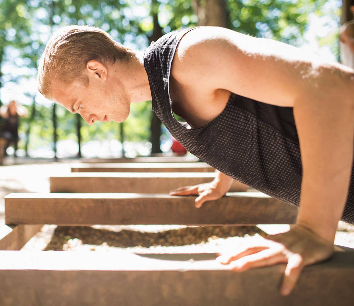 Outdoor Workouts to Burn Fat and Build Muscle | Men's Journal