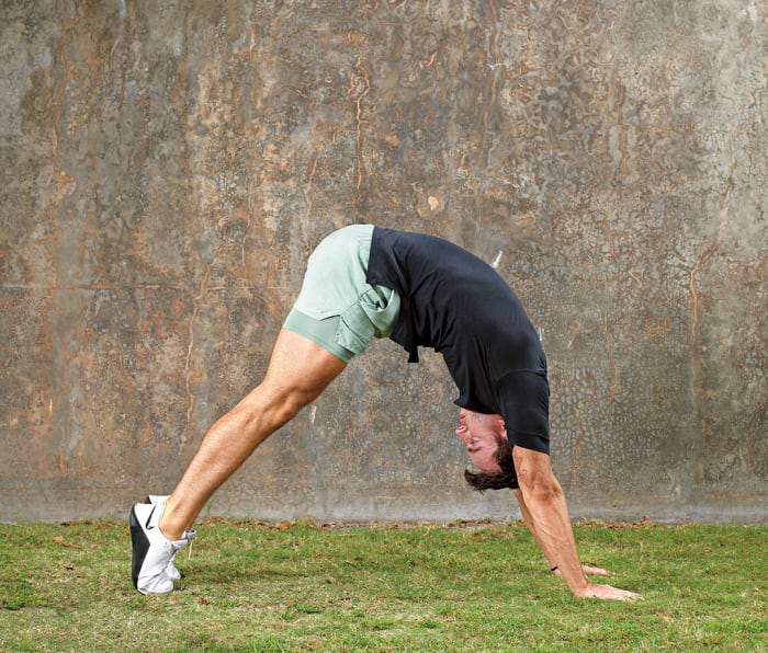 This Animal Flow Workout Will Get You Stronger - Men's Journal