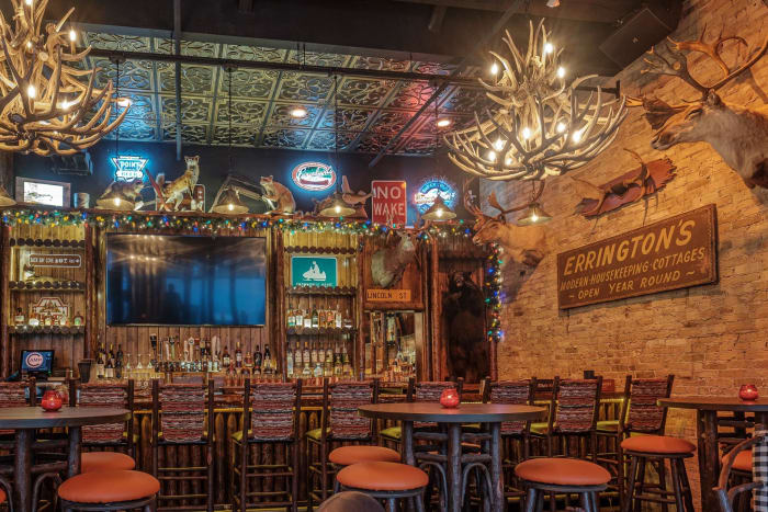 10 Best Themed Bars in America - Men's Journal