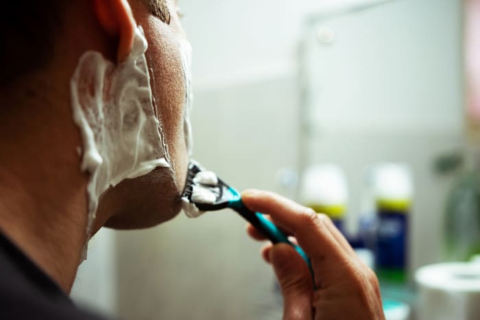 Best Men's Razors for All Skin Types - Men's Journal