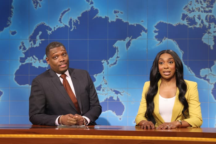 SNL's Ego Nwodim Ad-Libs Bit Amid Audience Cursing