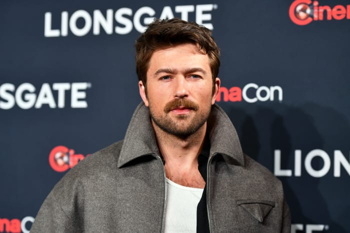 '1944' Cast: Unraveling the Mystery of the Dutton Family Tree