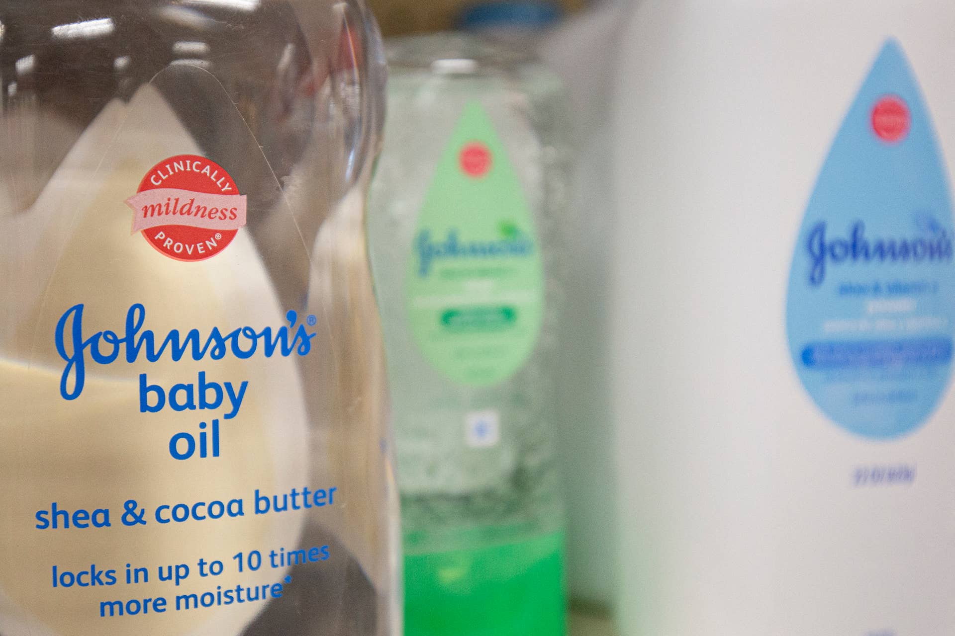 Baby Oil Sprayed Into Crowd After Sean 'Diddy' Combs' Verdict