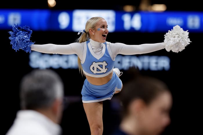 North Carolina Cheerleader Stuns With Swimsuit Photo Before NCAA Tournament