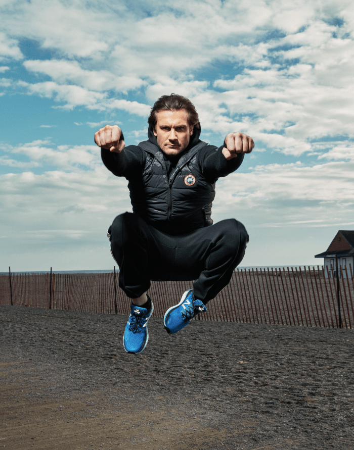 'Taken' and 'Vikings' Star Clive Standen's Intense Workout Routine ...