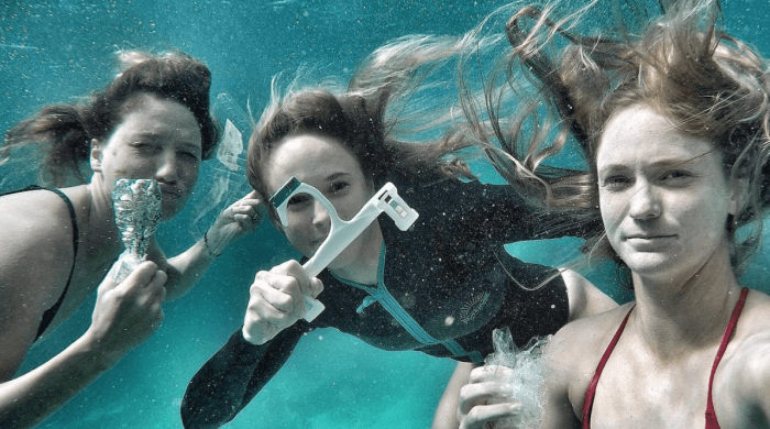 Paige Alms and Sarah Hauser Want You to Take More Selfies ... For the ...