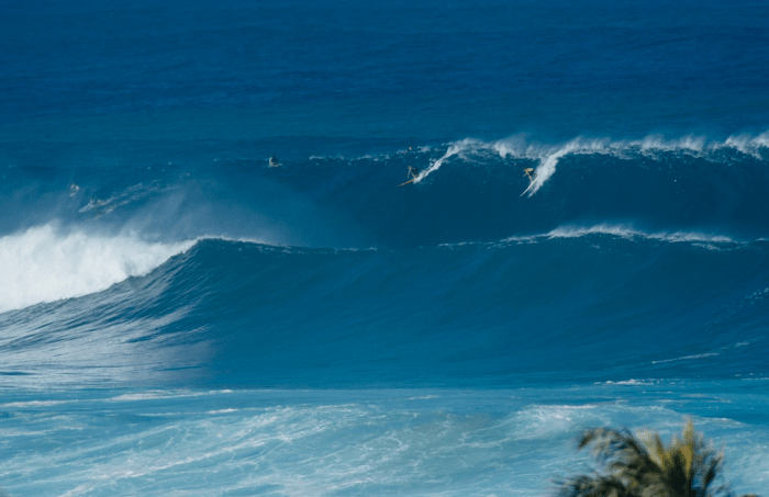 Big-wave surfer Kirk Passmore missing, presumed drowned after wiping out
