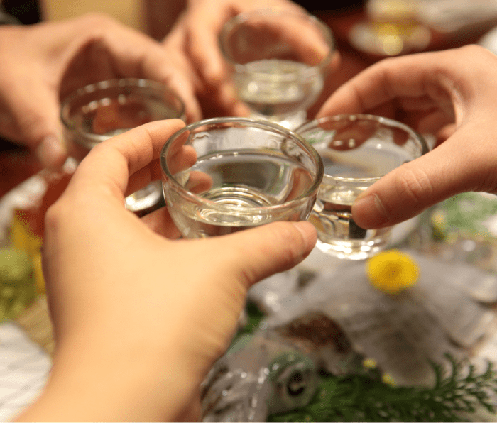 How to Drink Sake the Proper Way