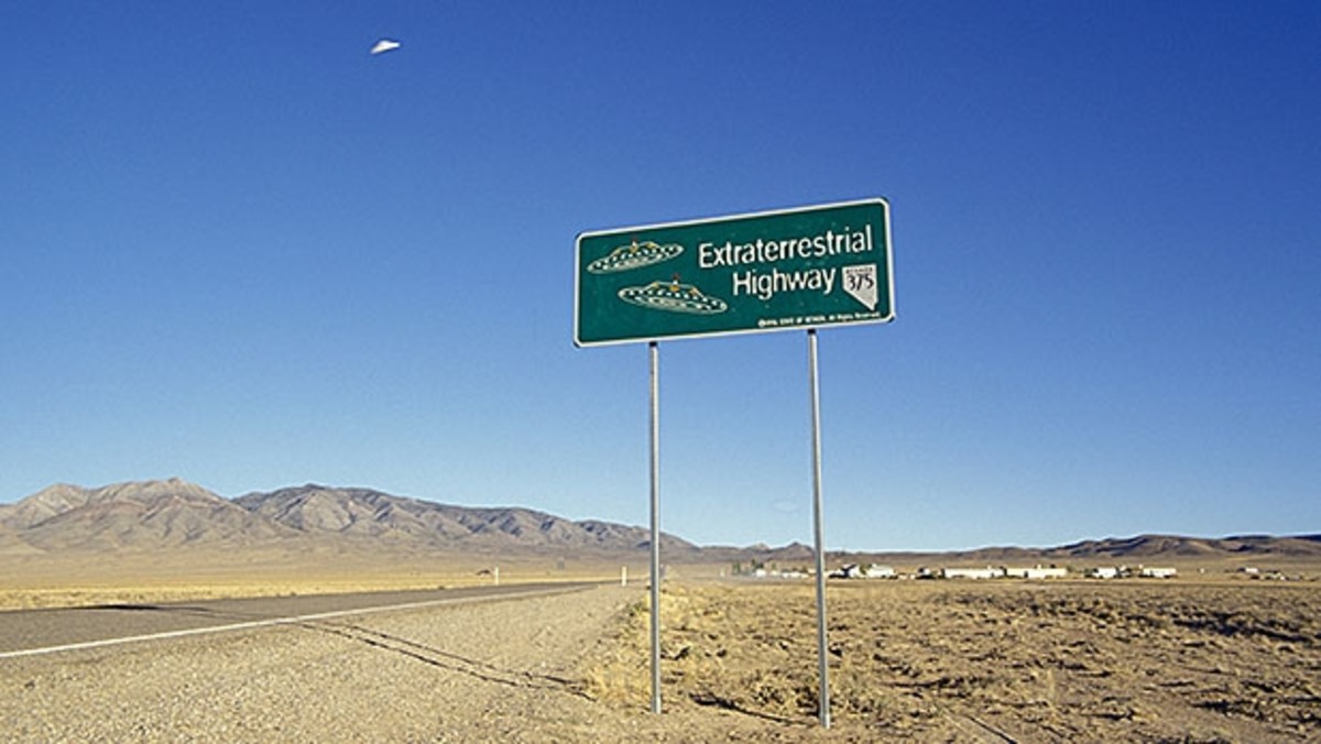 Riding the Alien Highway: A UFO-Spotting Road Trip - Men's Journal
