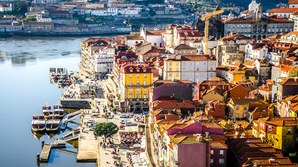 The Ultimate 4-Day Porto Travel Guide: What to Do and Where to Stay