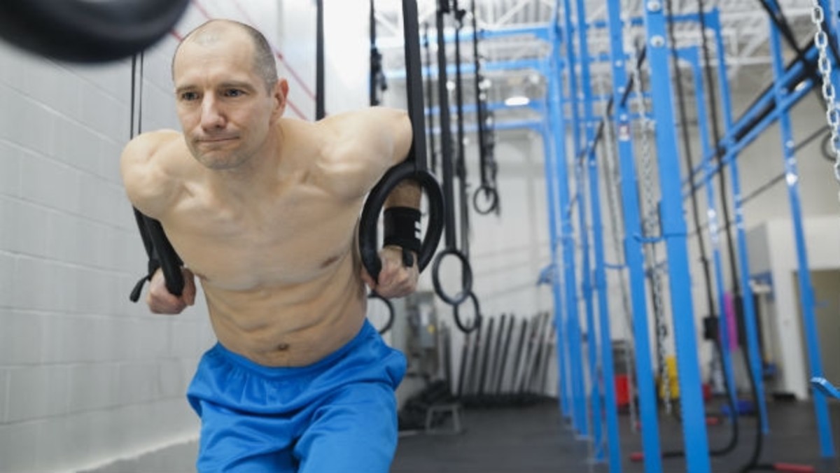 6 Best Workouts to Train for the CrossFit Open - Men's Journal