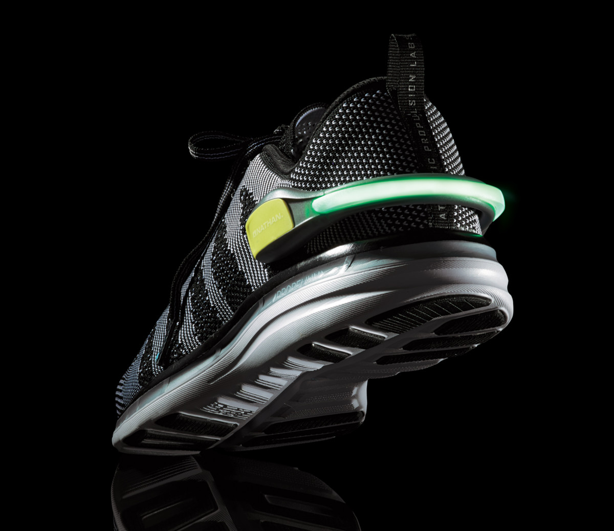 4 Genius Gadgets That Will Instantly Improve Your Workout - Men's Journal