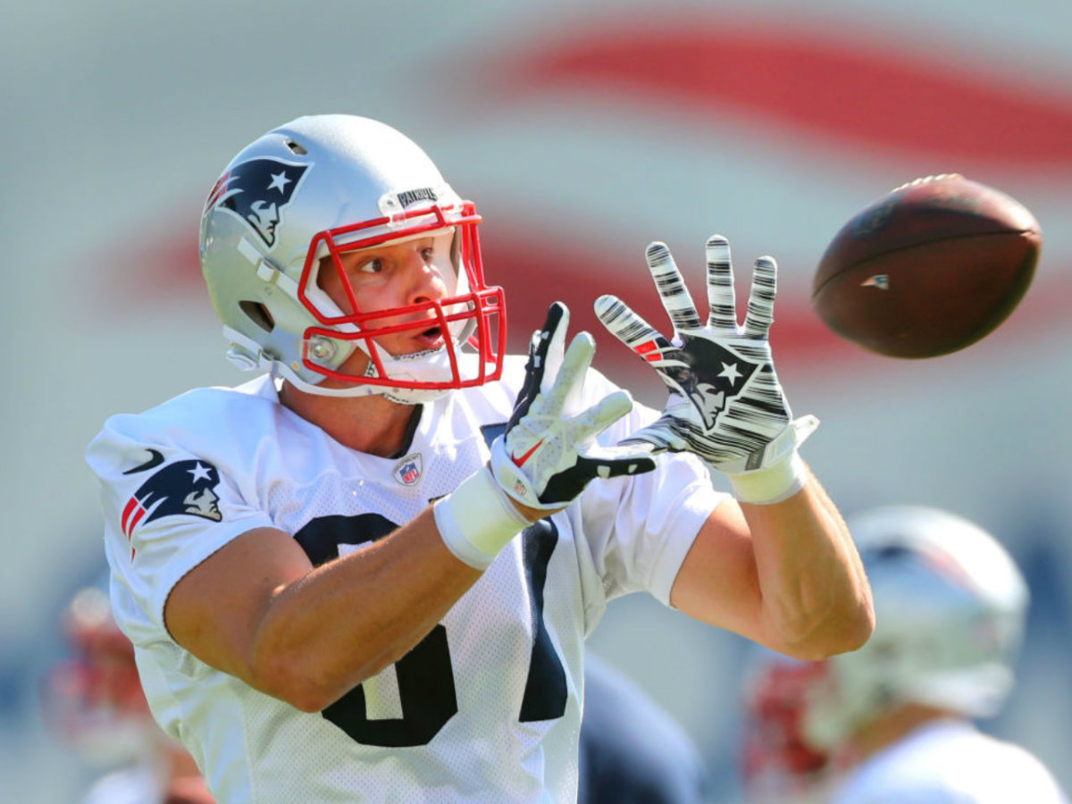 Rob Gronkowski's Trying Tom Brady's Notoriously Strict Diet
