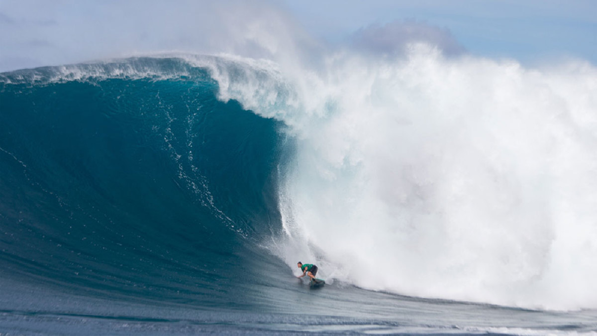 This Surf-Inspired Workout Will Help You Get Through the Winter - Men's ...