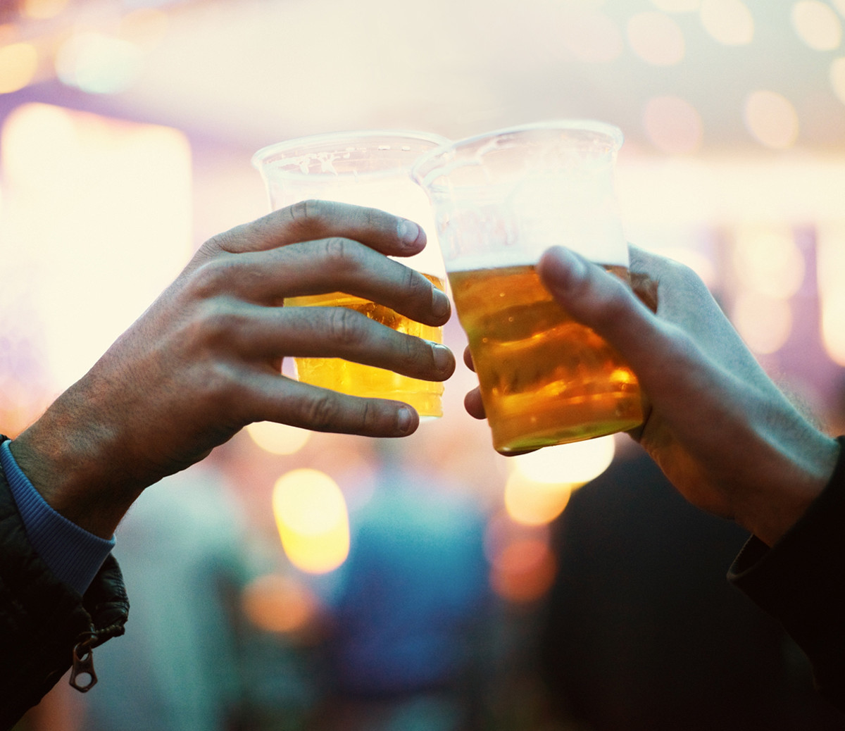 Can Music Make Your Beer Taste Better? - Men's Journal