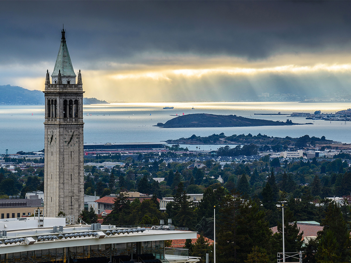 The Mighty American Road Trip: Explore the rugged, foggy wilderness and ...