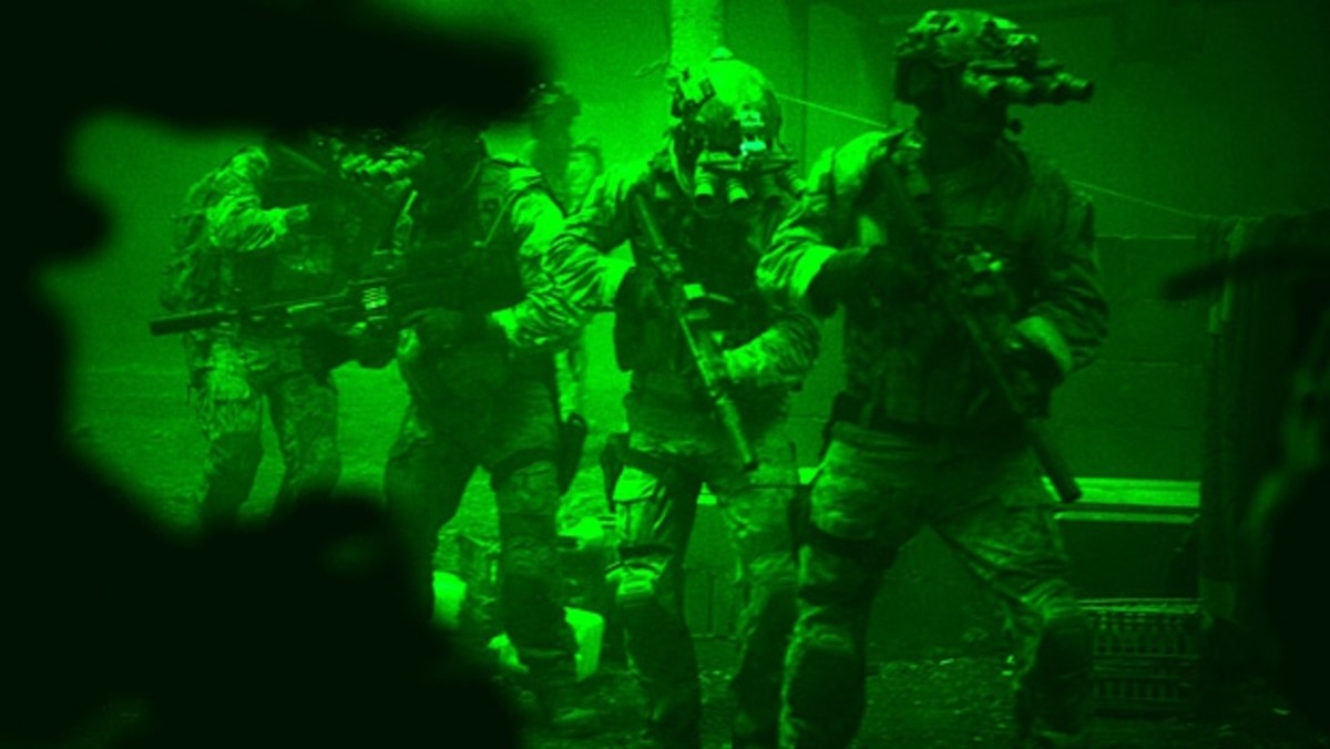 How the Navy SEALs went from top-secret to exposed. - Men's Journal