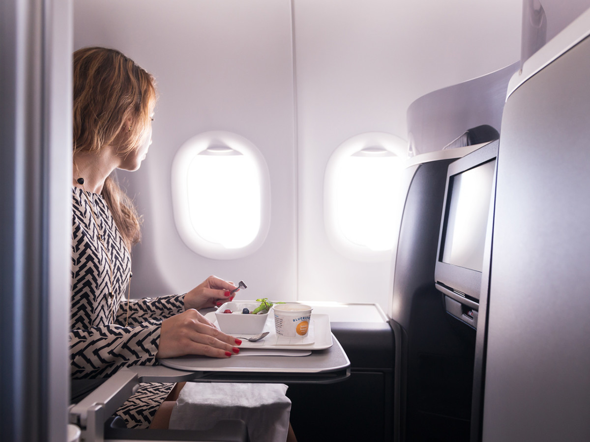 The Airlines With the Healthiest Snacks and Meals: 2017/2018