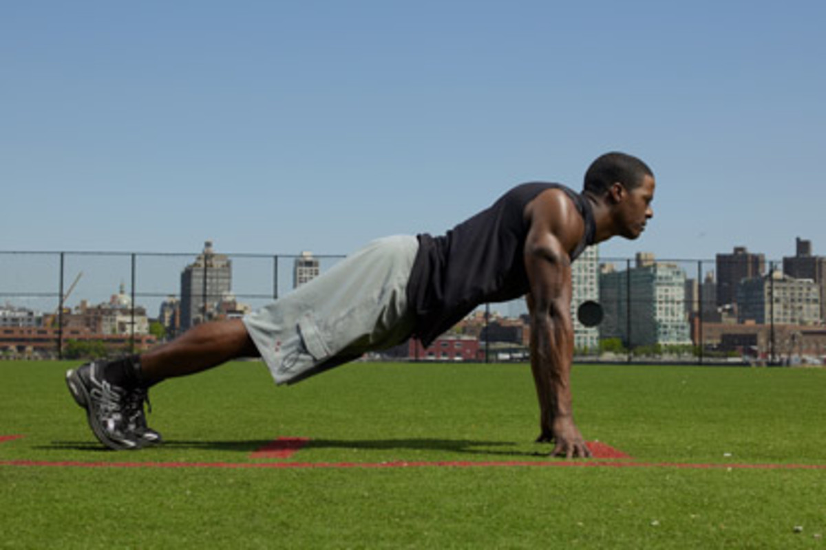 The Ultimate Park Workout: How to Turn the Outdoors Into a Gym - Men's ...