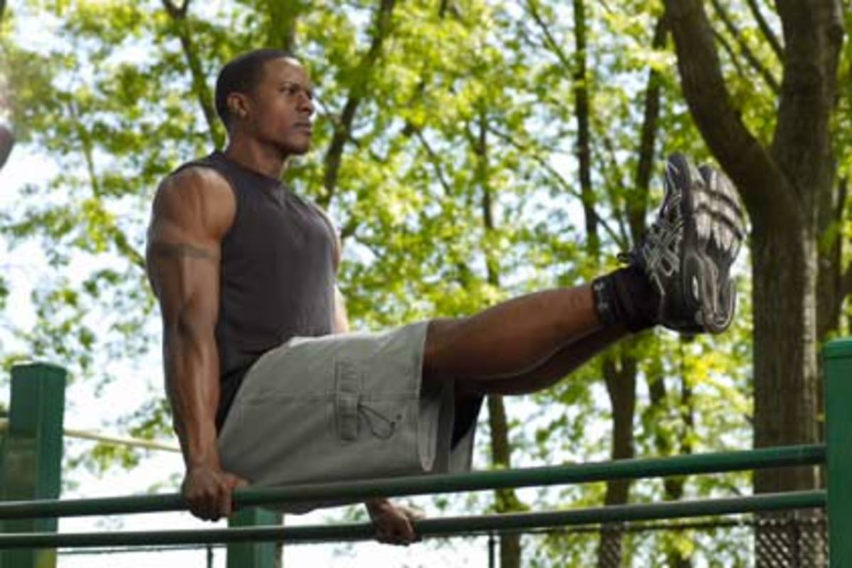 The Ultimate Park Workout: How to Turn the Outdoors Into a Gym - Men's ...