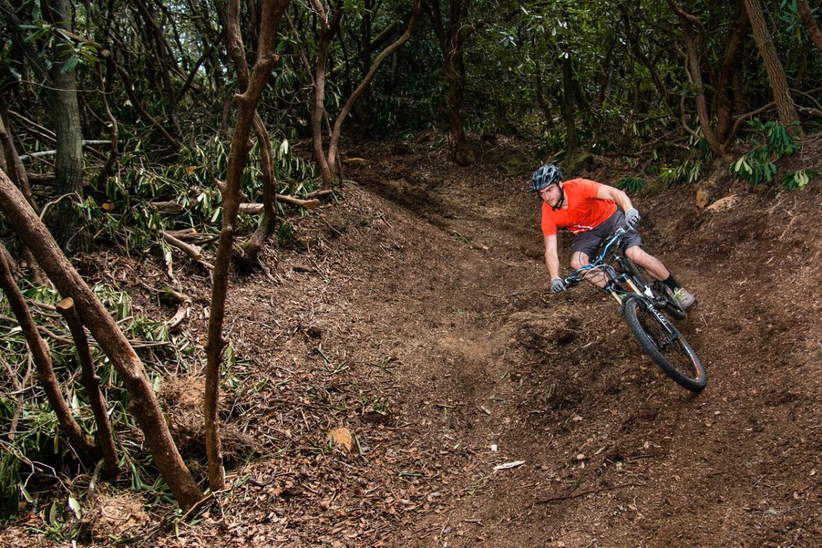 The Bike Farm: retreat facilities next to trails | GrindTV.com