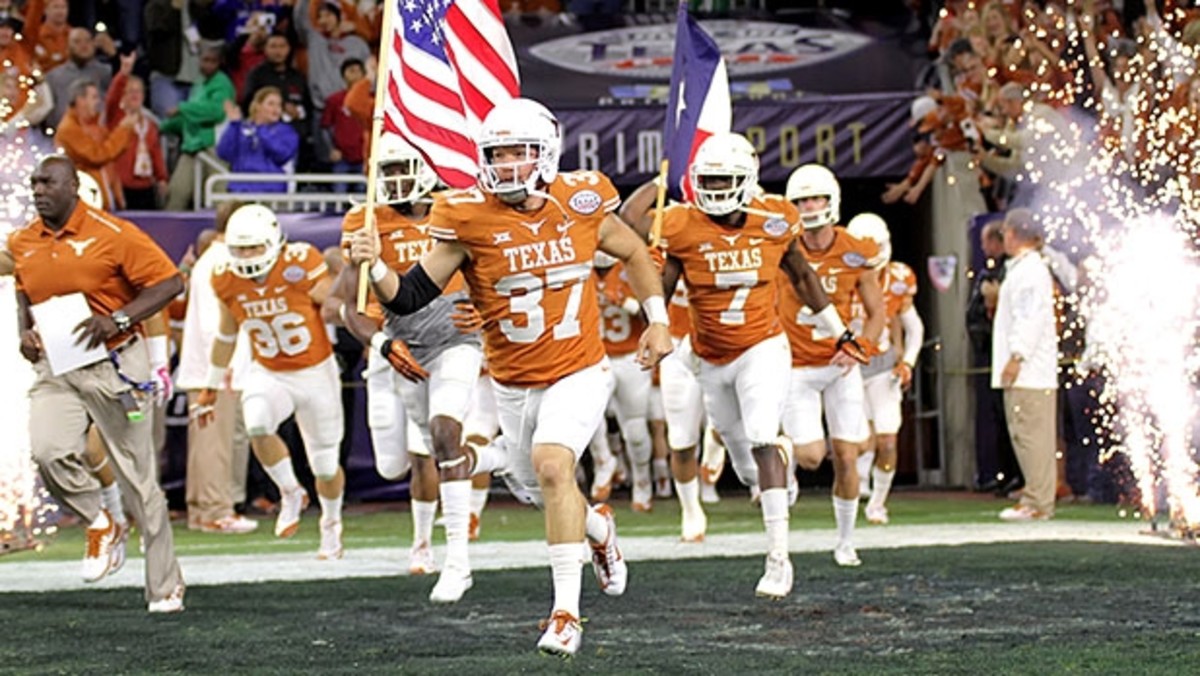 Green Beret Nate Boyer Trades Body Armor for Football Pads