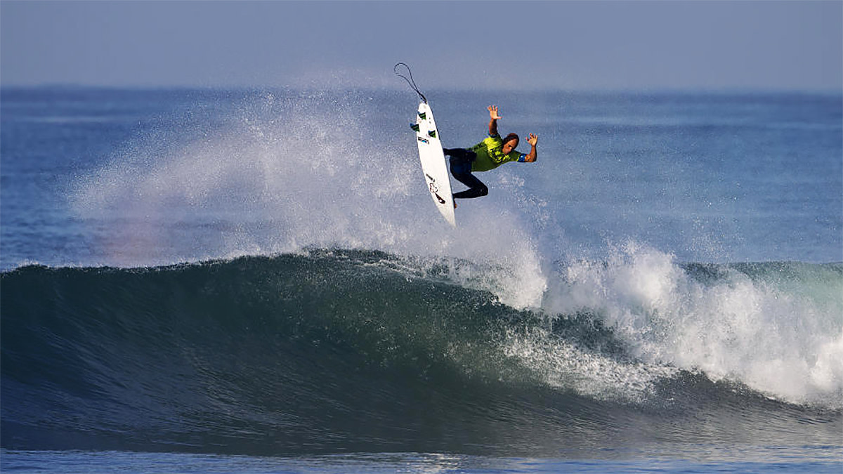The 10 best moments in Lower Trestles pro surf contest history
