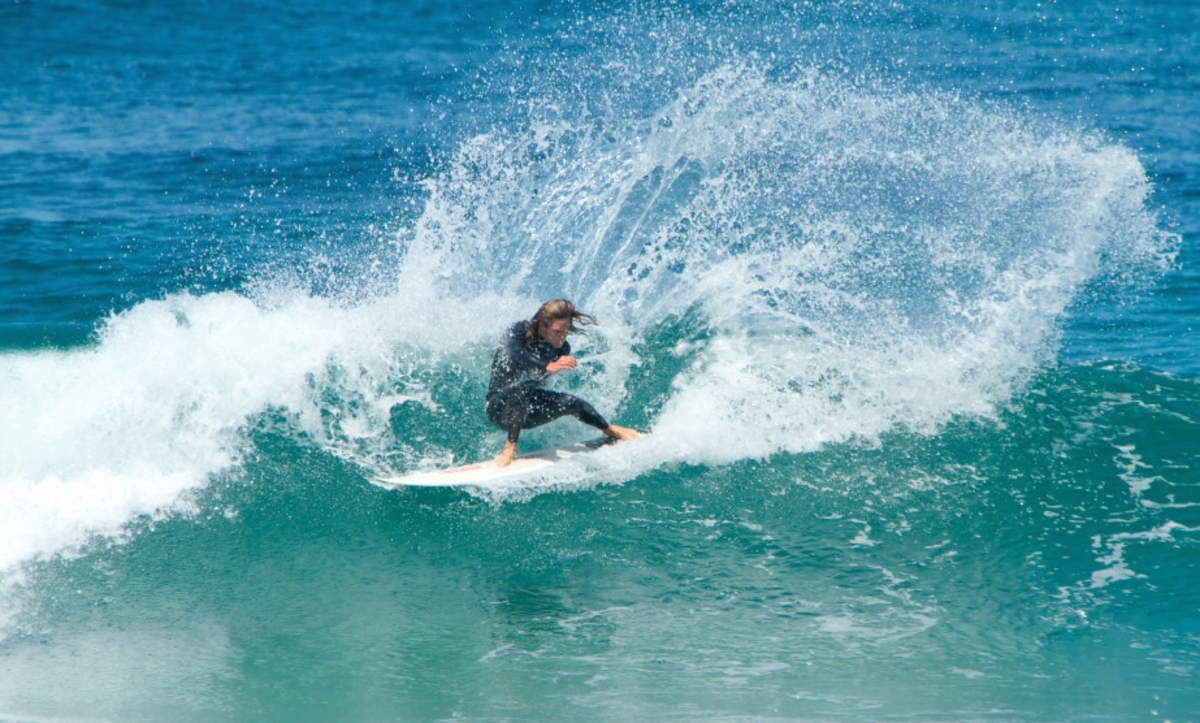 Upcycle a shipping container into the perfect surfboard shaping shack