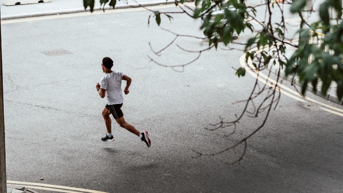 Doing This for 10 Minutes Can Help Your Brain Solve a Problem