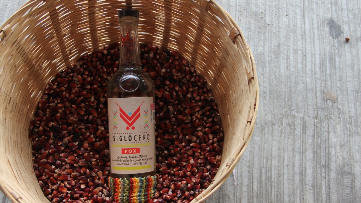 What to Know About Mexican Spirit Pox: How to Drink It | Men's Journal