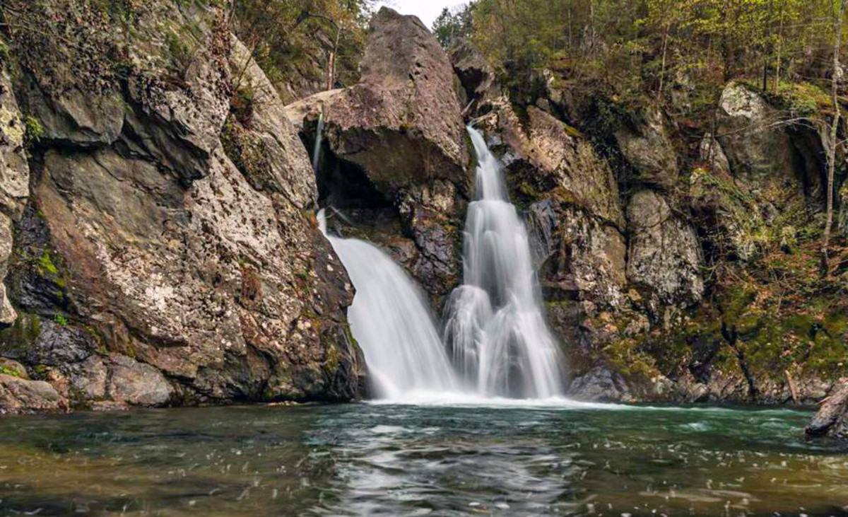 4 Stunningly Haunted Waterfalls to Visit in the US - Men's Journal