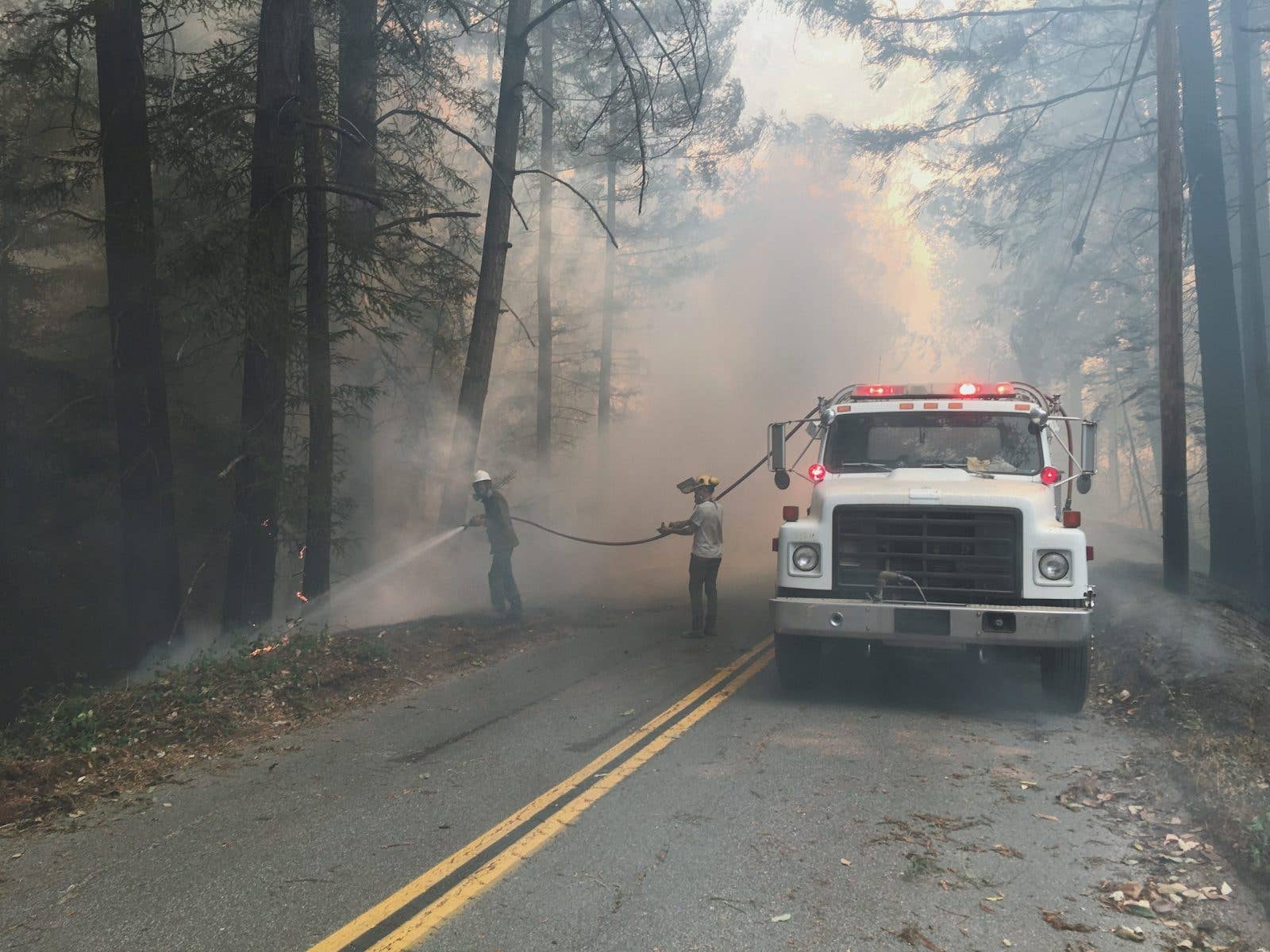 4 Days on the Front Lines of the CZU Fire in Bonny Doon