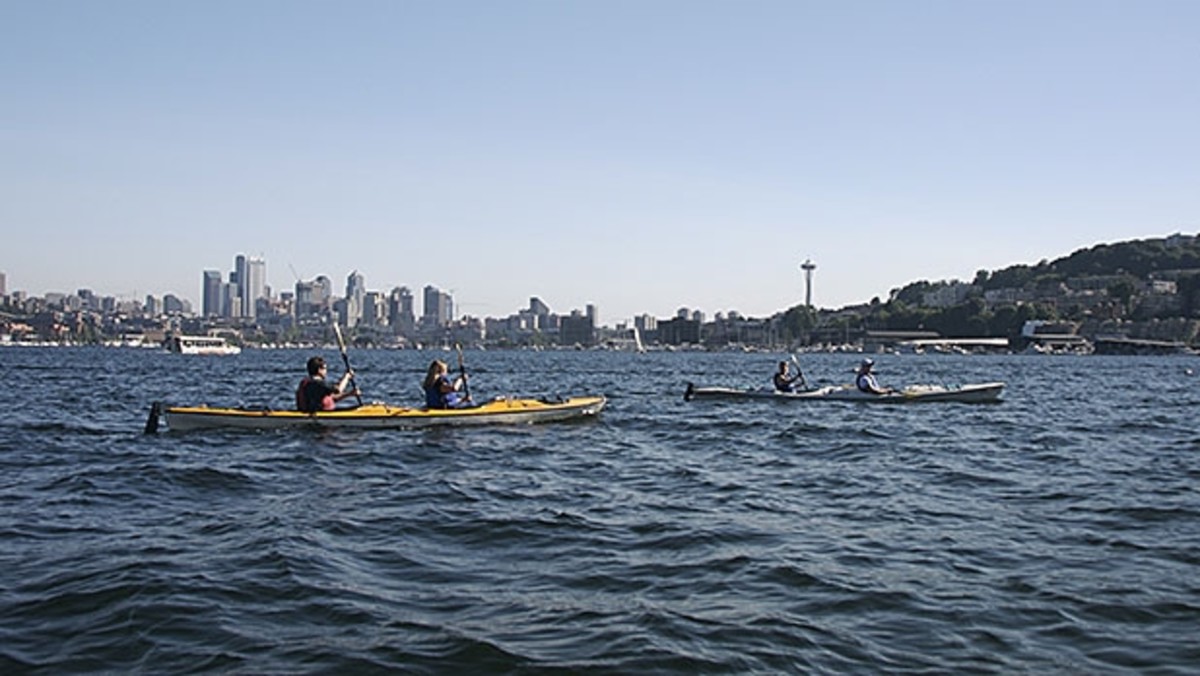America's 10 Best Urban Kayaking Adventures