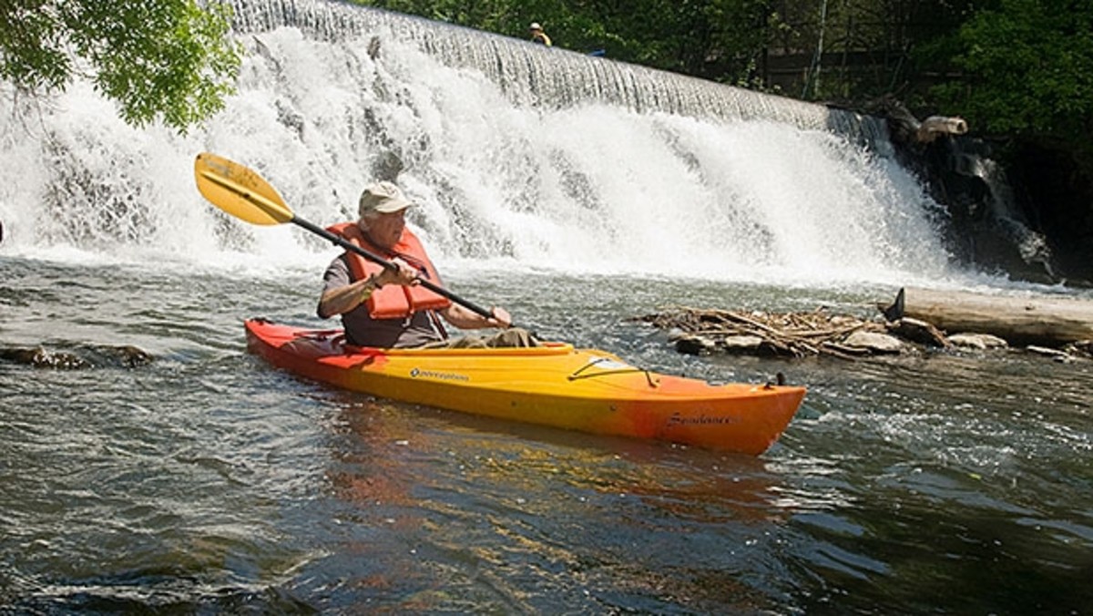 America's 10 Best Urban Kayaking Adventures