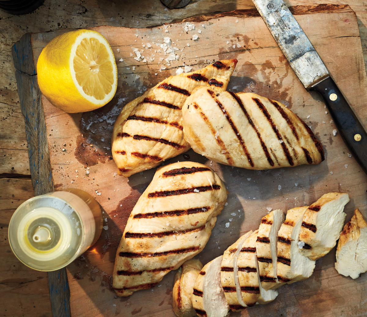 The 6 Best Foods for Athletes to Eat to Build Strength and Maintain Muscle