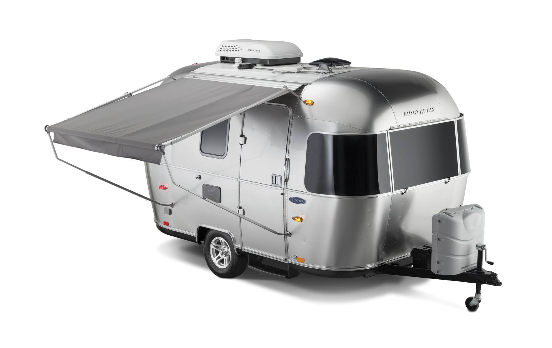 5 Lightweight Campers with All the Amenities You Need for Adventure