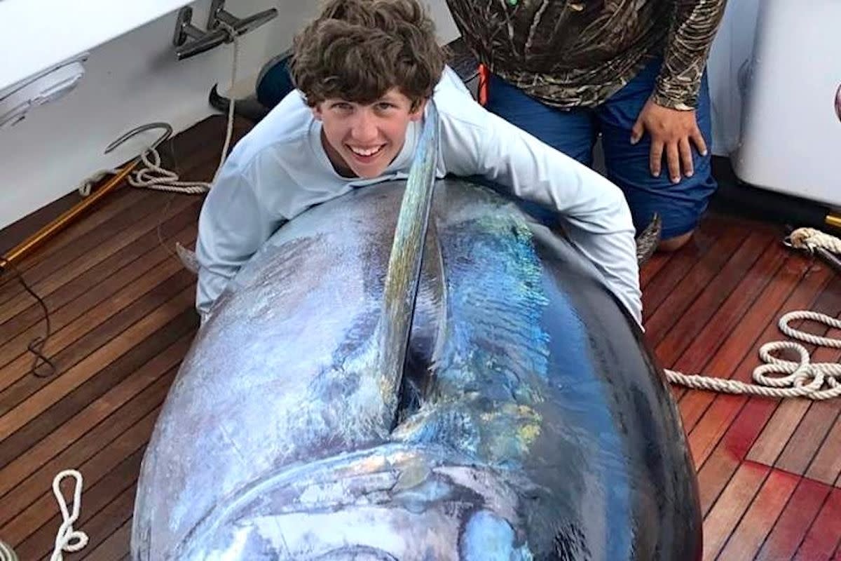 8th-grader lands 835-pound bluefin tuna that is seven times his weight