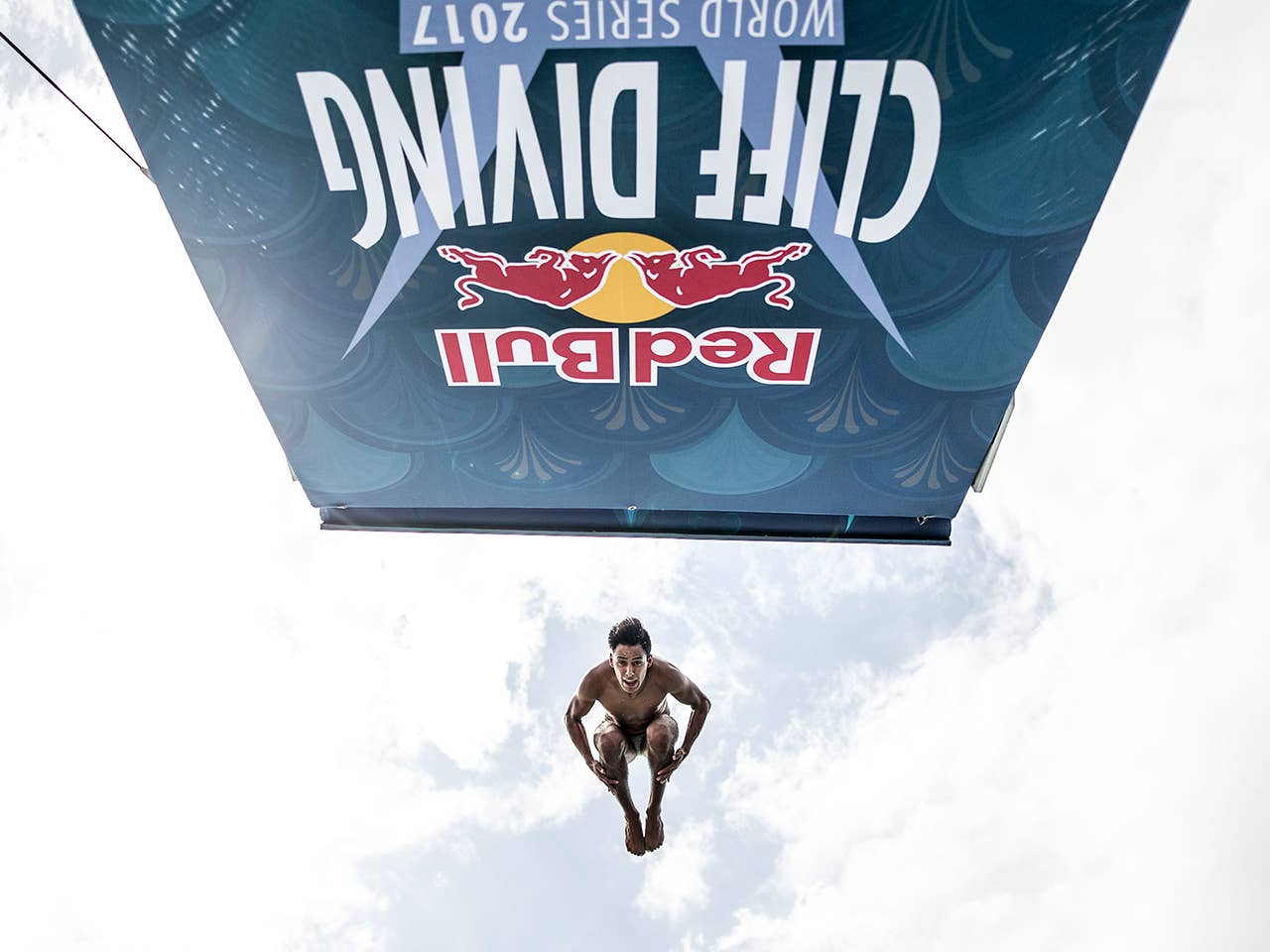 15 Sickest Moments from the Red Bull Cliff Diving World Series in Italy ...