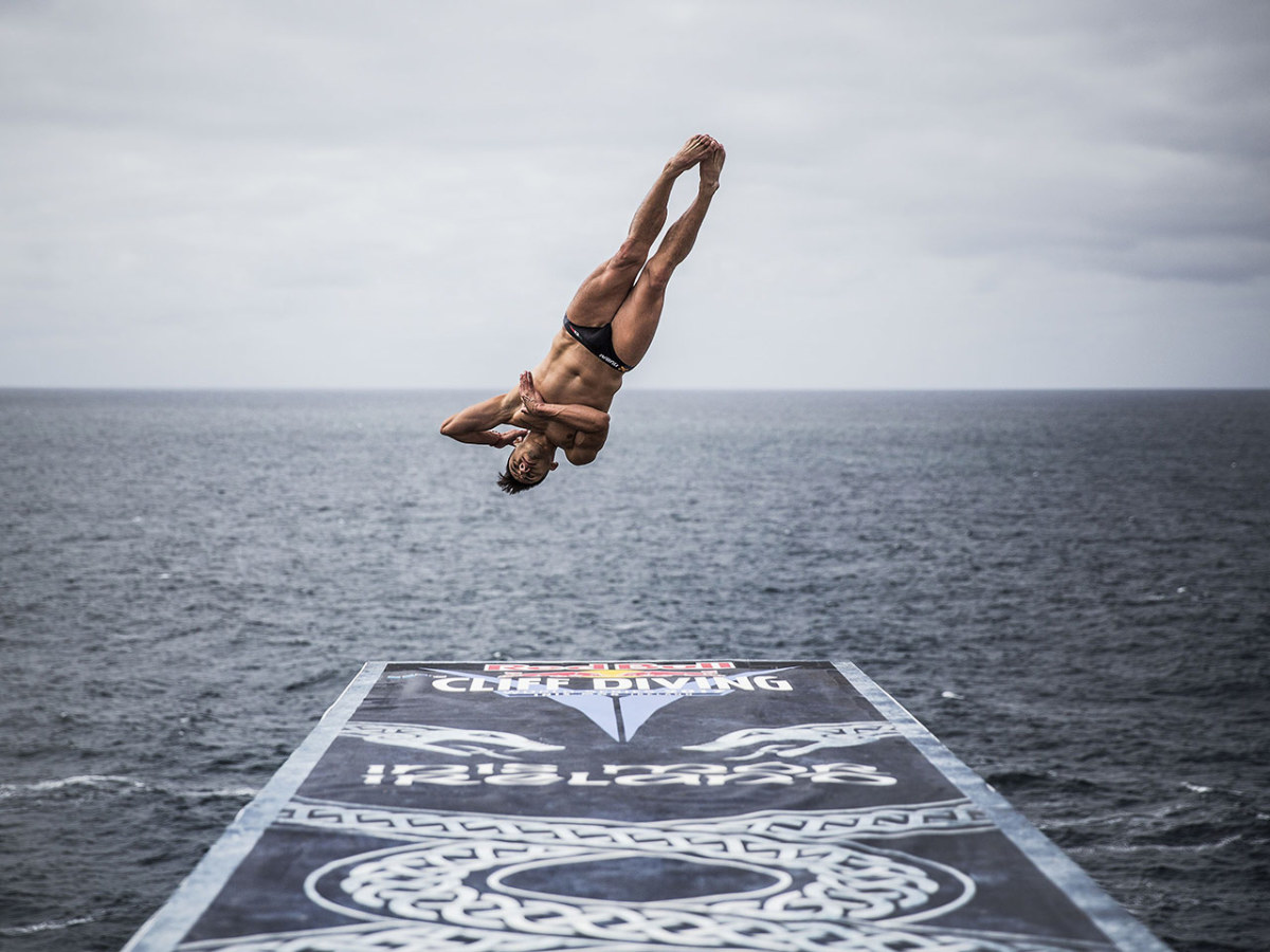 15 Sickest Moments from the Red Bull Cliff Diving World Series in Italy ...