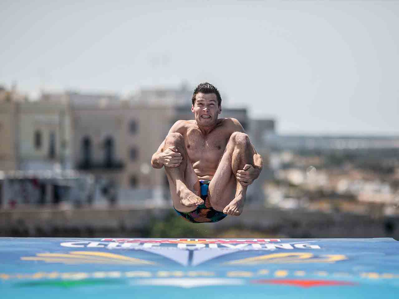 15 Sickest Moments from the Red Bull Cliff Diving World Series in Italy ...