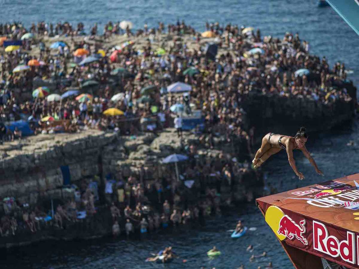 15 Sickest Moments from the Red Bull Cliff Diving World Series in Italy ...