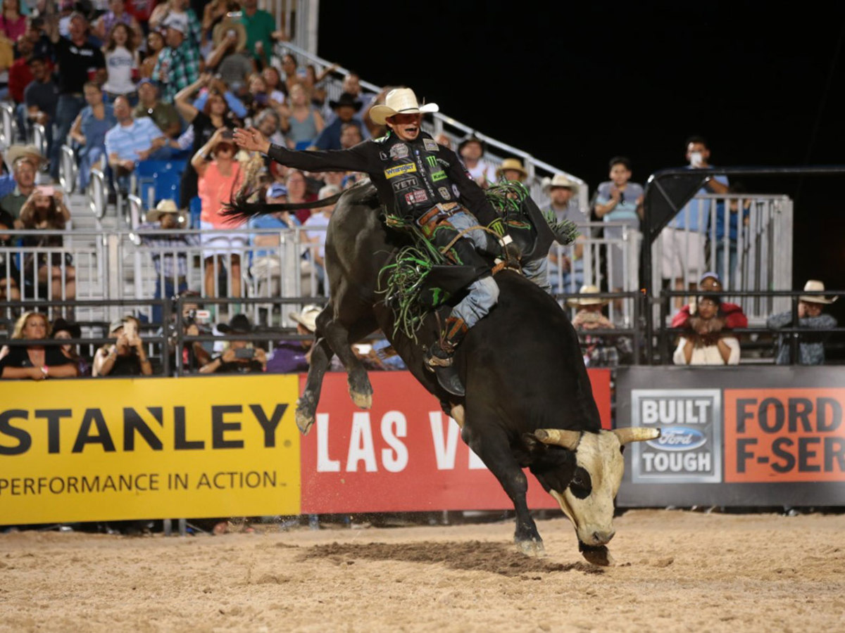 5 Bull Riding Basics Every Guy Should Know