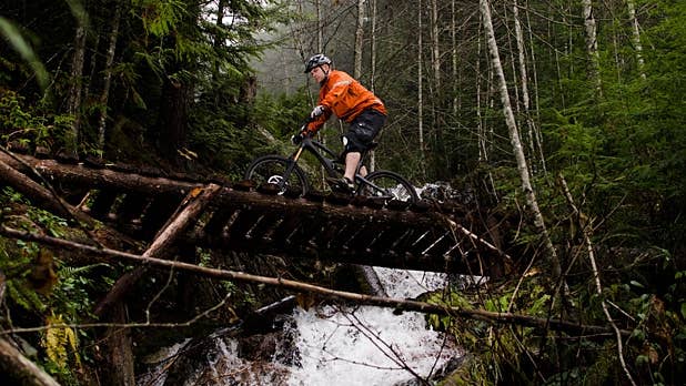 Best Mountain Bike Rides for Autumn - Men's Journal