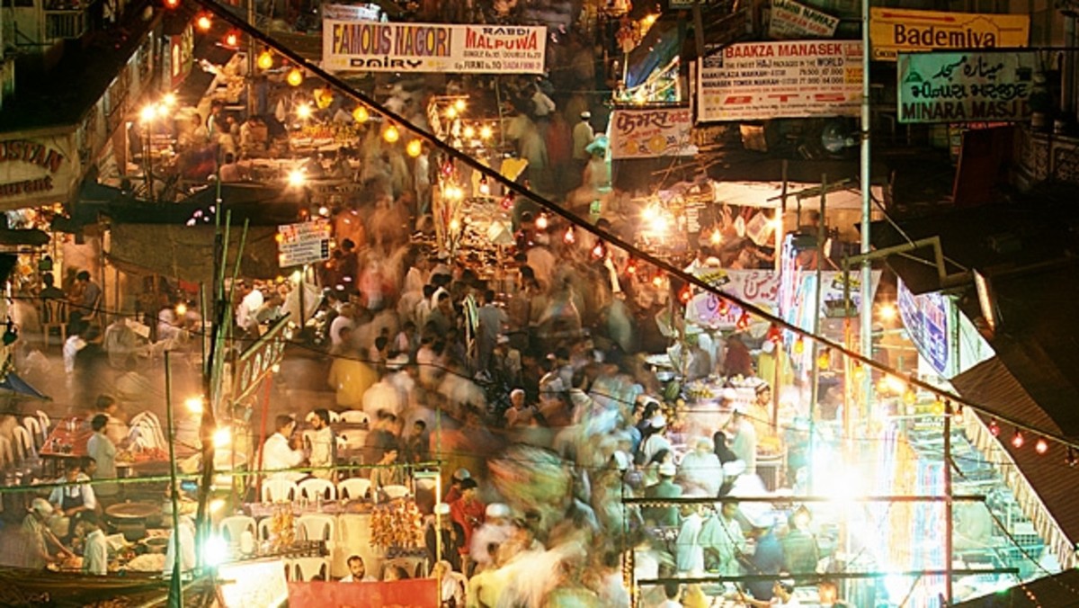 How Mumbai's Nightlife Explains the City